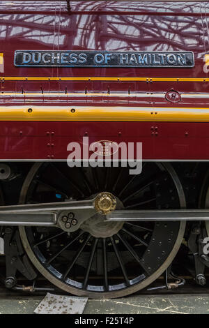 Duchess of Hamiltion Coronation Class Locomotive with Streamline Casing ...