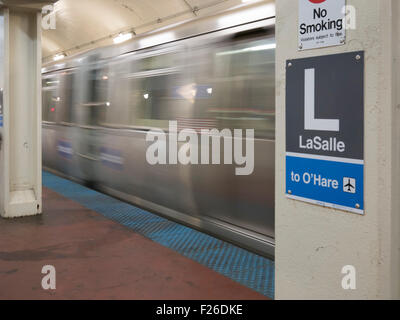 Chicago loop blue line LaSalle station Stock Photo - Alamy