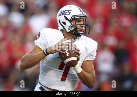 South Alabama quarterback Cody Clements (7) handoff to running back ...