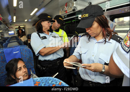 Breclav, Czech Republic. 14th Sep, 2015. A police officers control cars ...