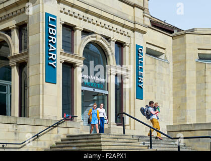 Man walking into Leeds Library and Art Gallery, the Headrow, Leeds ...