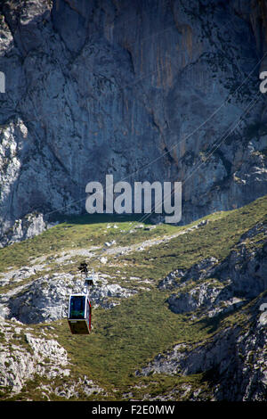 Cable car, aereal funicular at Fuente De, Cantabria, Picos de Europa ...