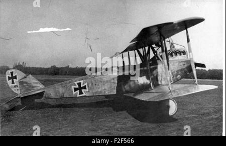 The LVG CV was a German reconnaissance aircraft from World War I, used ...