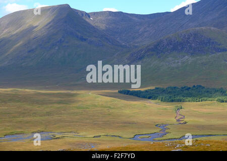 Ba Bridge on the West Highland Way as it crosses Rannoch Moor on its ...