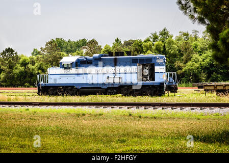 EMD GP10 No 2000 diesel locomotive, Bay Coast Railroad, Cape Charles ...