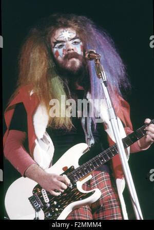 WIZZARD UK rock group with Roy Wood in May 1974 Stock Photo - Alamy