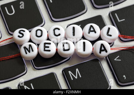 Social media Keyboard Stock Photo - Alamy