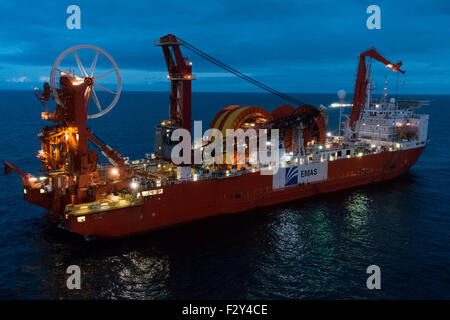 MV Lewek Express, A Norwegian pipe and cable laying vessel Stock Photo ...