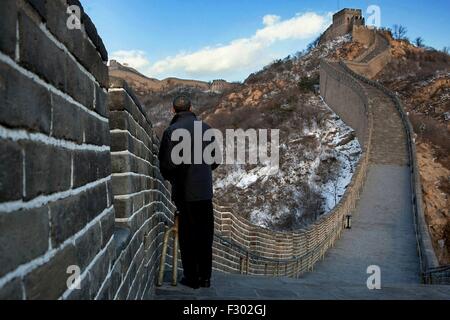 President Barack Obama in Section 60 of Arlington National Cemetery ...