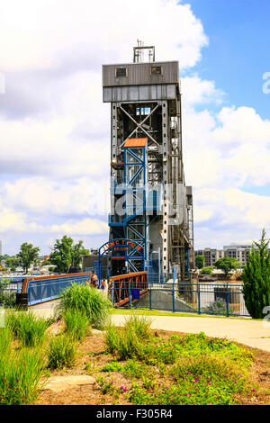 Junction Bridge over Arkansas River in Little Rock, Arkansas, USA Stock ...