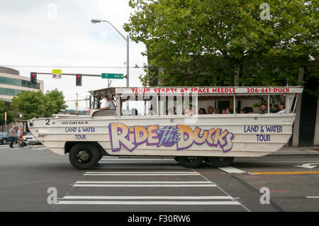 Seattle DUKW or Duck tours Stock Photo - Alamy