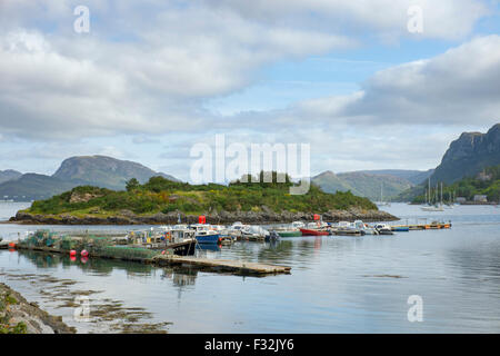 Plockton village on the shores of Loch Carron in northwest Scotland ...