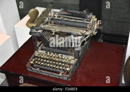 an ancient typewriter Stock Photo - Alamy