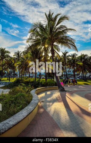 Florida Miami Beach Seafront Promenade Stock Photo - Alamy