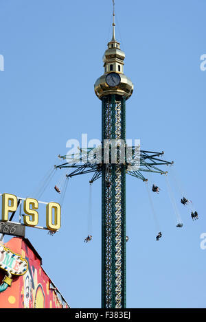 funfair ride at amusementpark Prater, Vienna, Austria Stock Photo - Alamy
