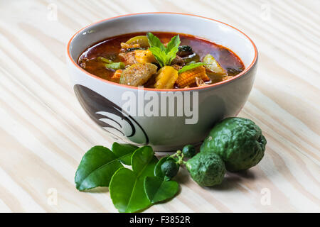 delicious thai food: red curry in a white bowl Stock Photo - Alamy