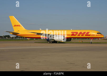 DHL Boeing 757 cargo plane at Luton airport Stock Photo - Alamy