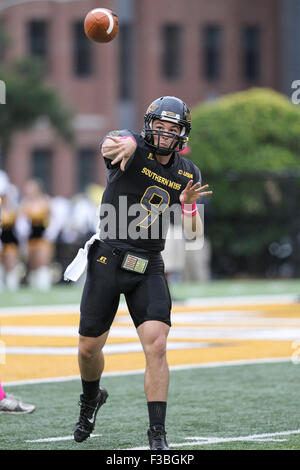 Hattiesburg, MS, USA. 3rd Oct, 2015. Southern Miss Golden Eagles ...
