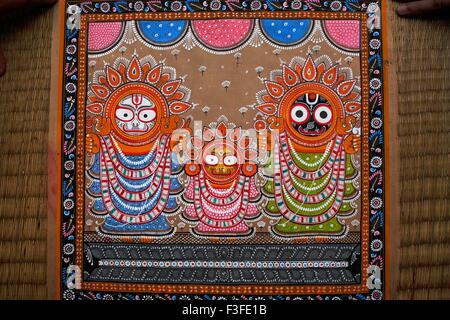 Pattachitra ; Raghurajpur a art & craft village near Puri ; Orissa ...