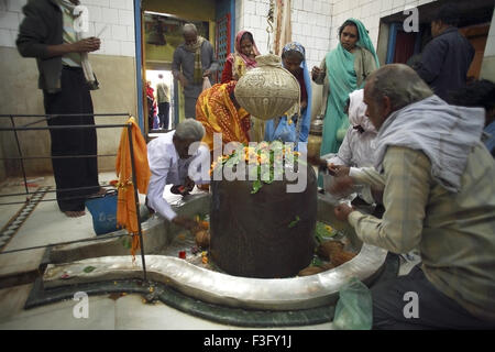 Jageshwar temple of lord Shiva built by Marathas in 17th century at ...