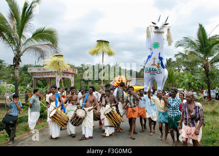 Procession of Kala kolam bull motif in Anthimahakalan vela at ...