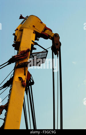 Asian Hercules floating crane having capacity 1600 metric tones ...