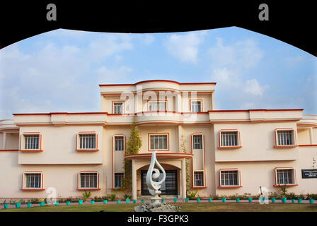 Academic building Jain Vishva Bharti University ; Ladnun ; Rajasthan ...