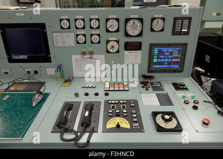 ship engine room control panel Stock Photo - Alamy