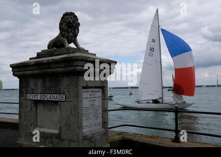 very close to shore inshore racing Egypt Point XOD X Boat boats Yacht ...