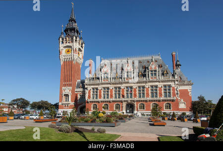 Hotel de Ville, Calais Stock Photo - Alamy
