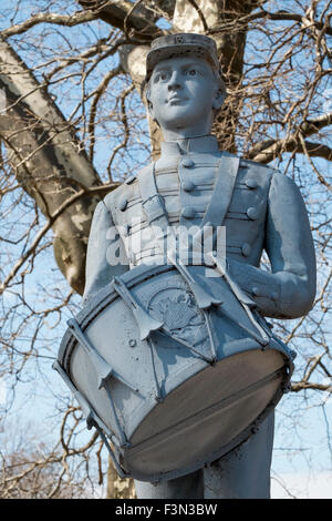 Civil War Drummer Boy Statue Stock Photo - Alamy