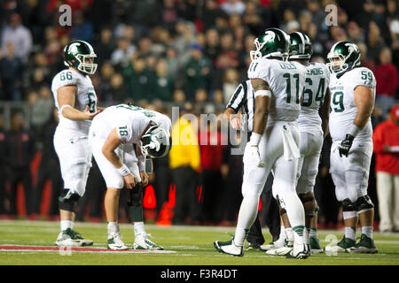 Michigan State tight end Connor Heyward (11) makes a touchdown catch ...