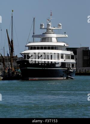 Leander G a luxury yacht Sir Donald Gosling which The Queen has used. t ...