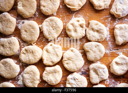 Round unbaked pies Stock Photo - Alamy