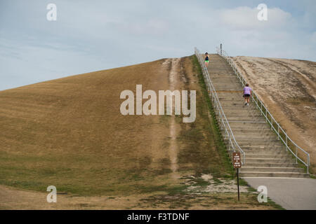 Mount Trashmore park in Virginia Beach Stock Photo - Alamy