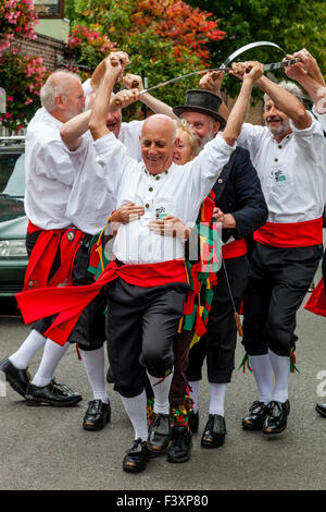 Dorset Buttons Rapper Sword Dance Team Perform At The Snowdrop Pub In ...
