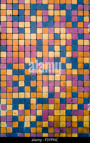 Vintage retro kitchen with orange pattern tiles, american retro kitchen ...