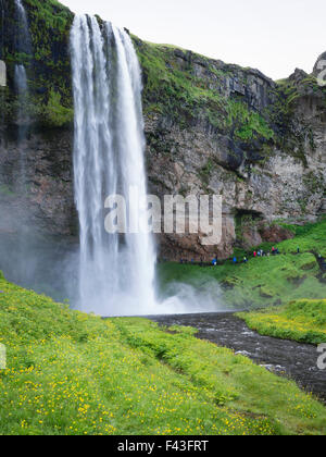 A waterfall cascade over a sheer cliff Stock Photo - Alamy