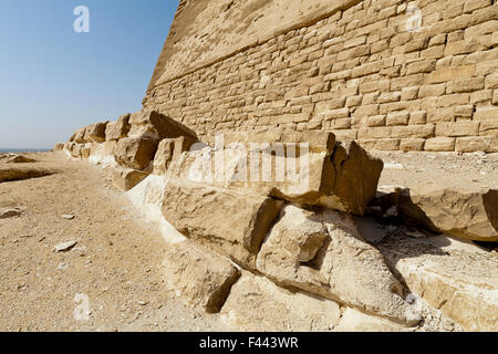 Close up of blocks of the Meidum Pyramid Known as the ‘Collapsed ...