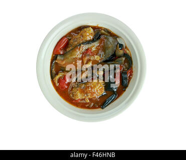 Tepsi Baytinijan- popular Iraqi casserole .dish is aubergine,baking ...