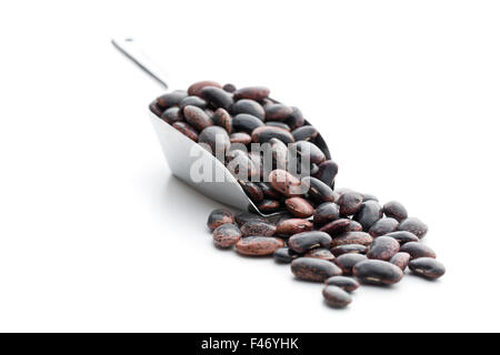 Metal scoop with dry kidney beans isolated on white Stock Photo - Alamy