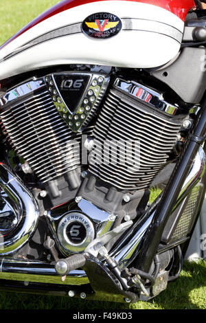 Victory motorcycle, custom cruisers, classic baggers, luxury touring ...