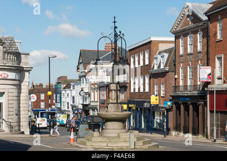 Sevenoaks town centre, Kent, old drinking fountain at junction of high ...