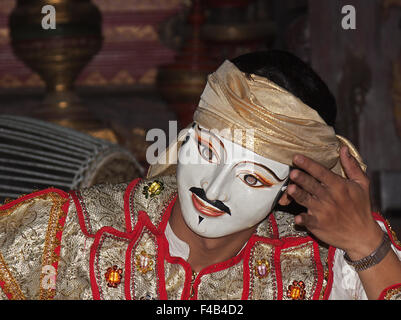 Burmese dancer with a mask, Mandalay, Myanmar, Burma Stock Photo - Alamy