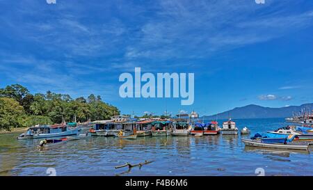 Fishing boats in the harbor of Alotau, Papua New Guinea Stock Photo - Alamy