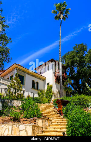 The Hearst Castle building, a pastiche of European architectural styles ...