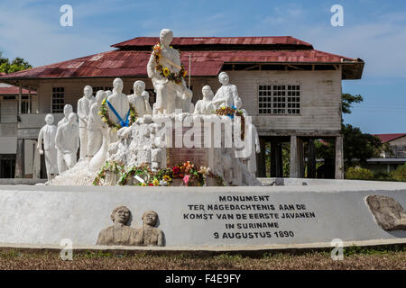 Monument to the first Javanese in Suriname Stock Photo: 127756168 - Alamy
