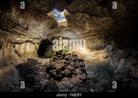 The impressive lava tunnels that form one of the most beautiful caves ...