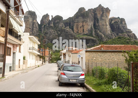Spectacular Meteora rock formations and monasteries, Meteora, Plain of ...