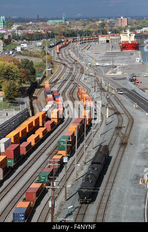 A CN Train Montreal Old Port (Quebec, Canada Stock Photo: 111706071 - Alamy